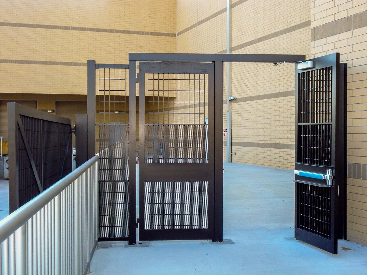 Commercial Gates and Fencing in Sarasota, FL